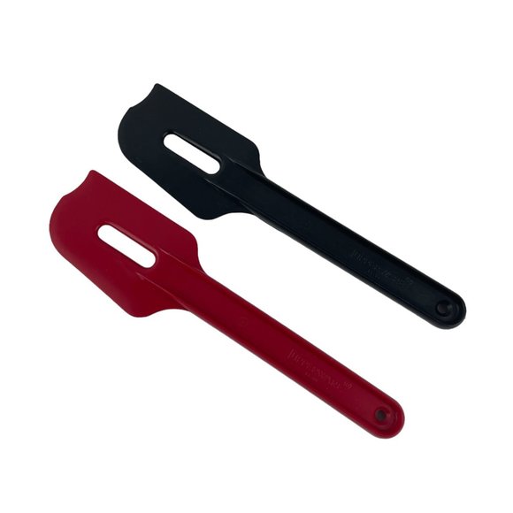 Tupperware | Kitchen | Tupperware Paddle Scraper Spatula Red Black Lot ...